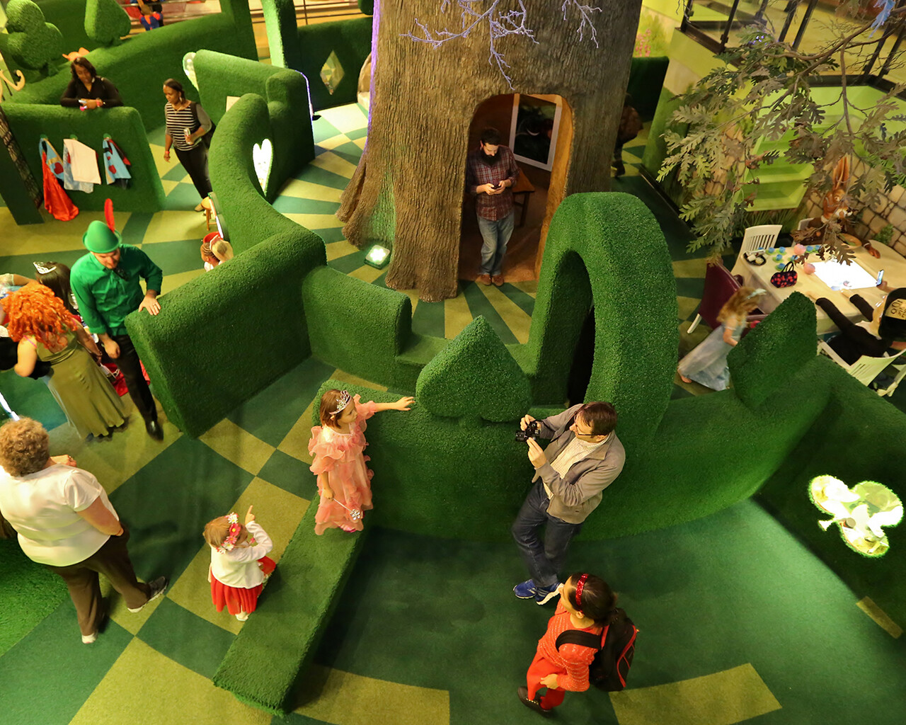 Digital strategy to support learning through play | The Pew Center for ...